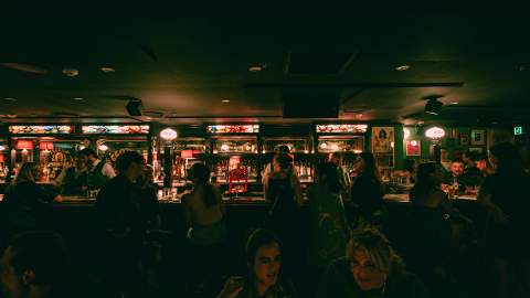 Centro 86, Sydney Review