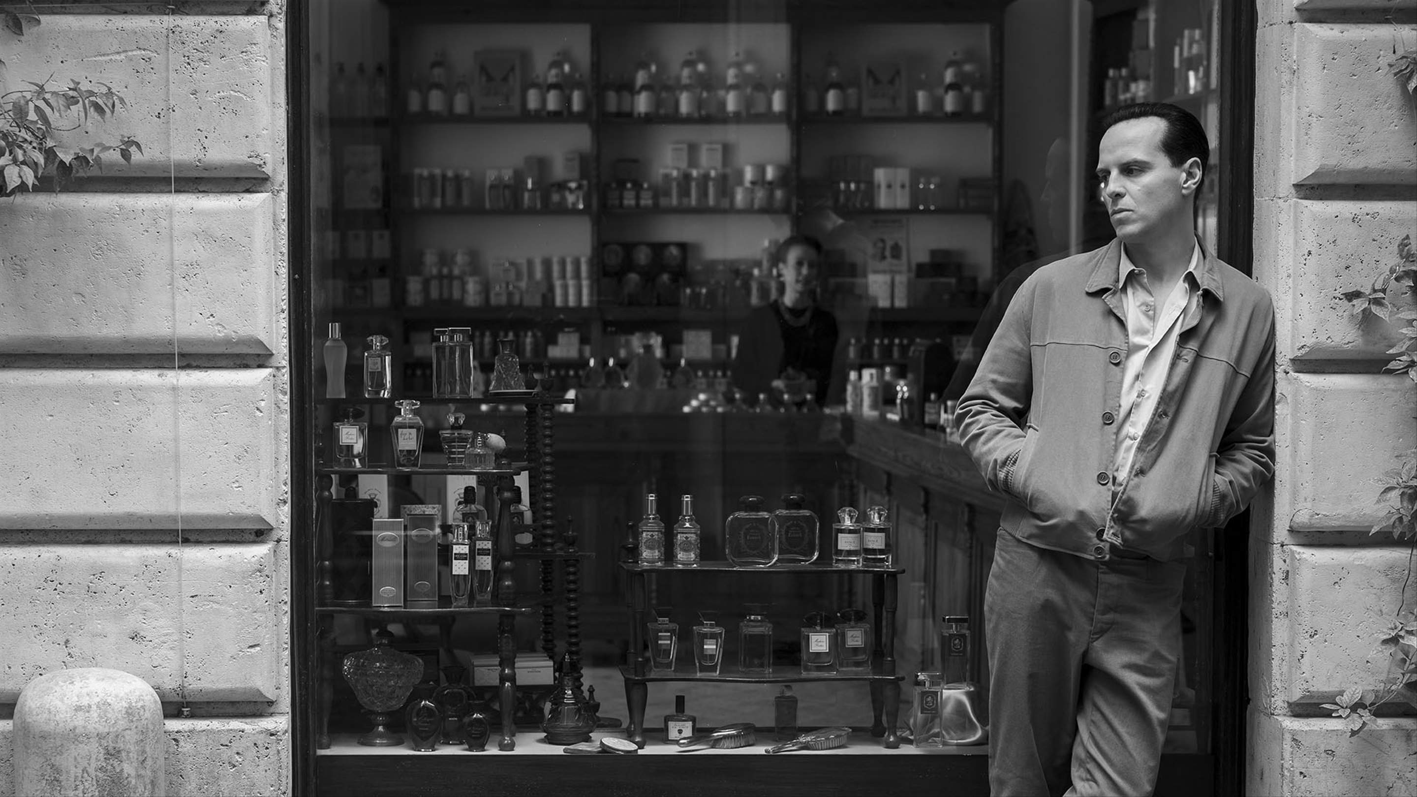 Andrew Scott Schemes His Way Through the Moody Full Trailer for New ...