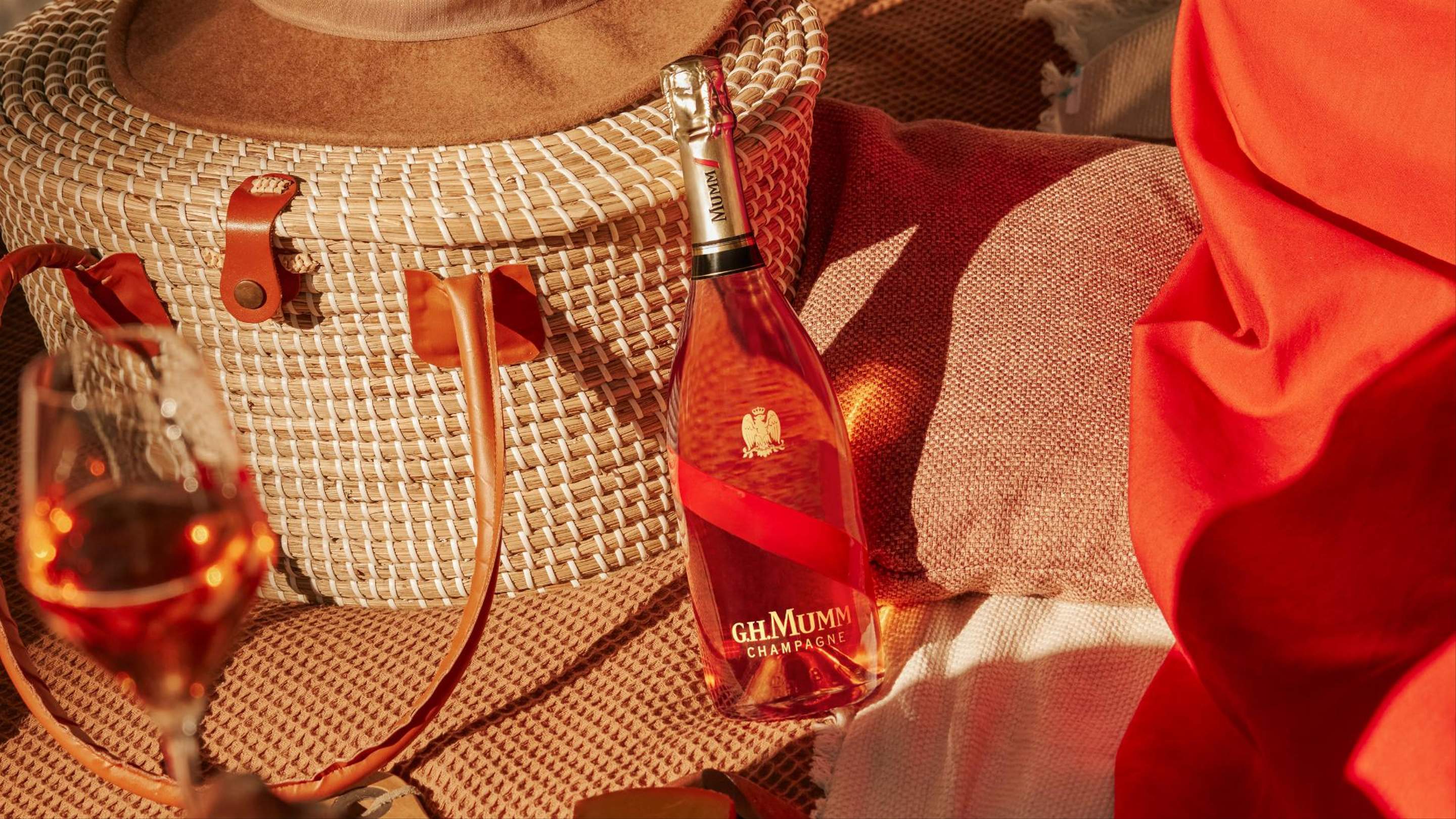 Raise a Glass to Mum: Champagne-Fuelled Experiences to Spoil your Mum ...