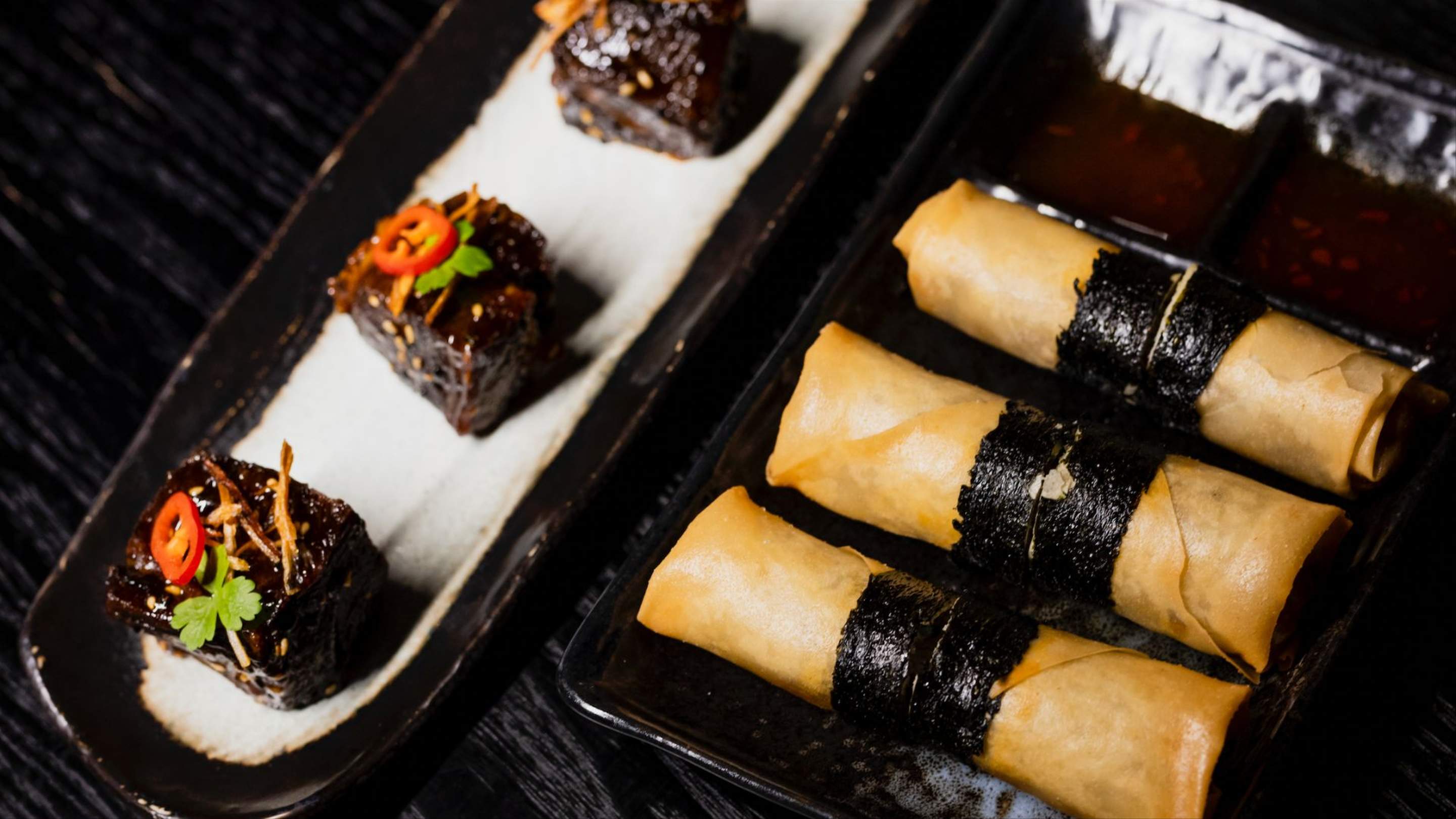 Luna Lu, The Rocks Review