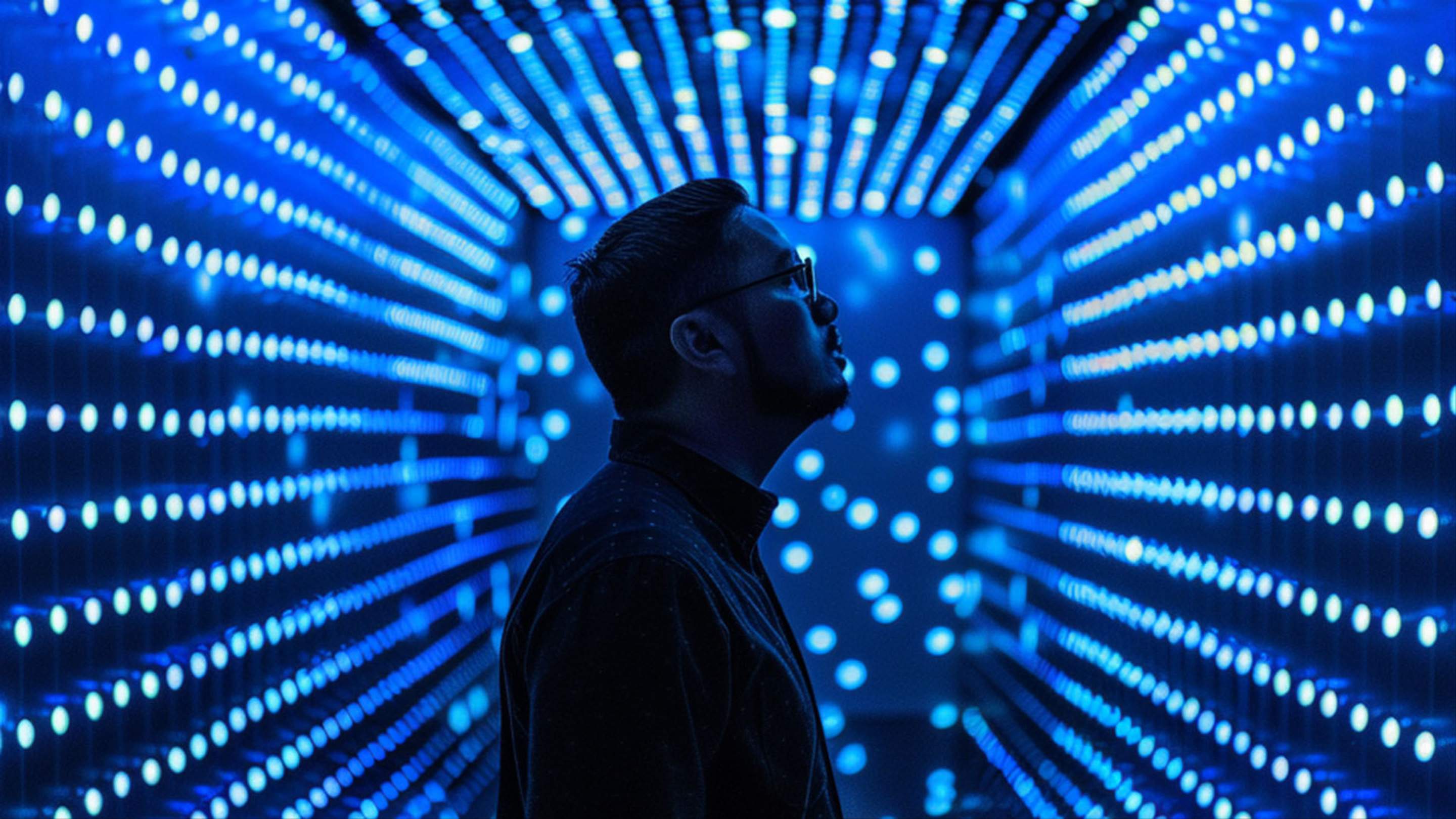 Coming Soon: 'Sonic Neon' Is the Rave Room with 26,000-Plus Lights That ...