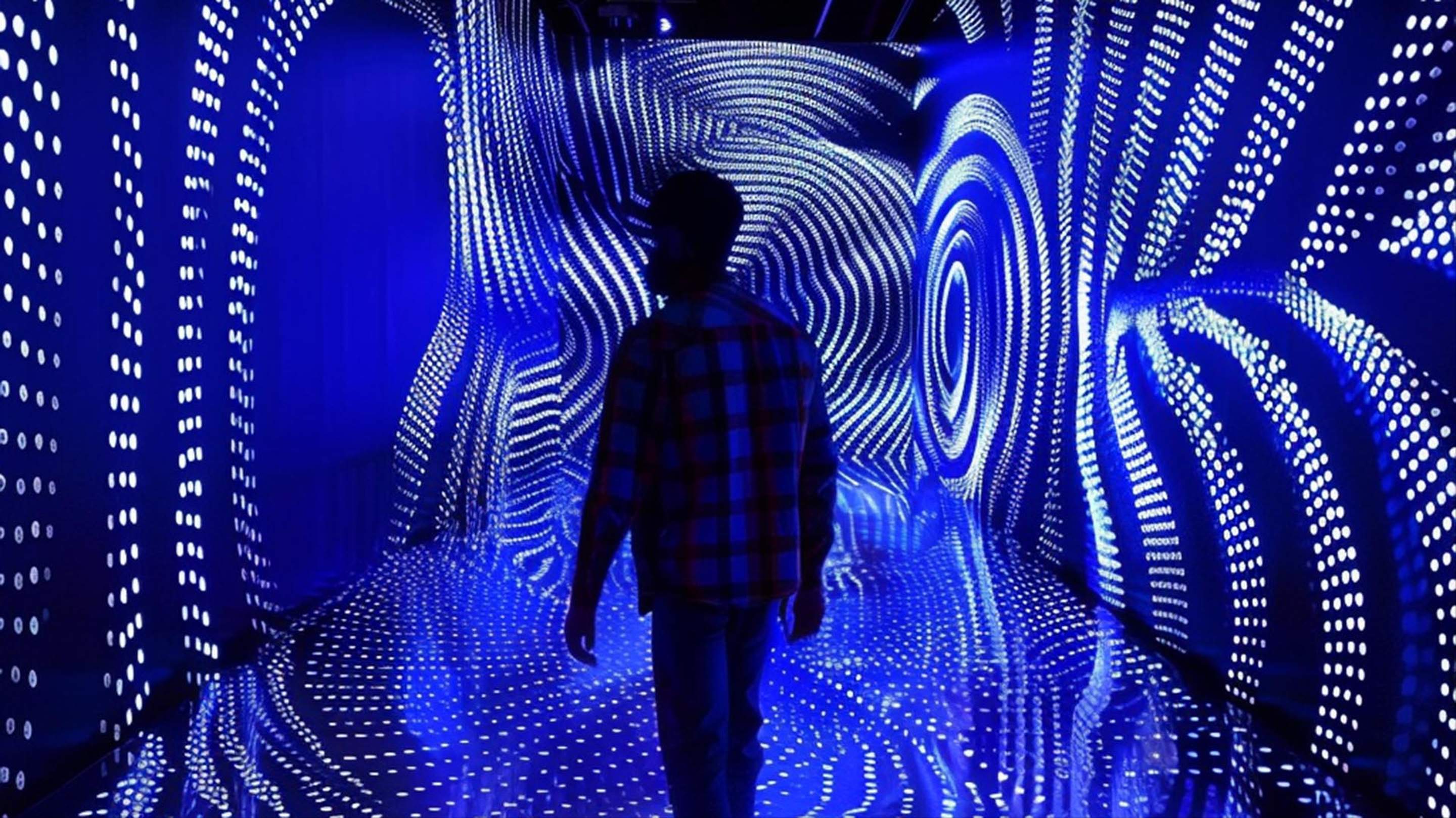 Coming Soon: 'Sonic Neon' Is the Rave Room with 26,000-Plus Lights That ...