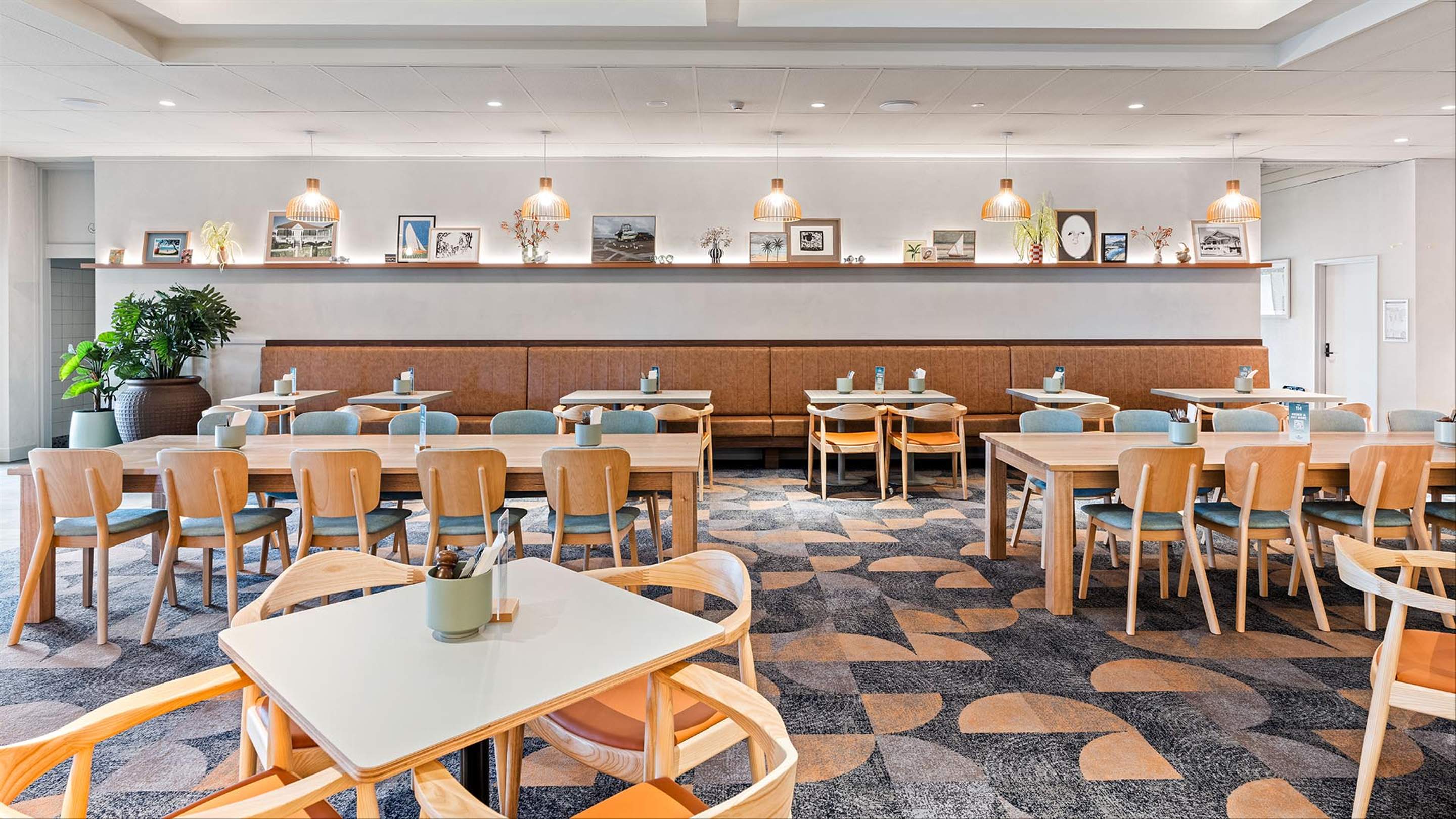 Brighton Hotel, Brighton Review