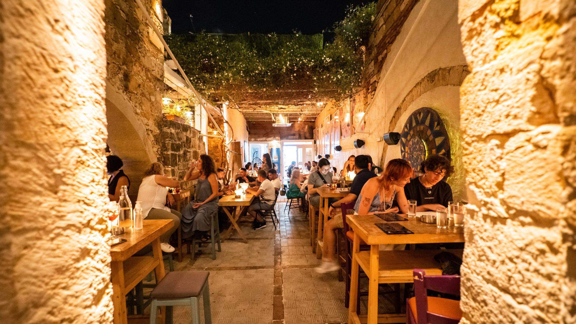 Sinagogi Open Air Bar, Chania Review