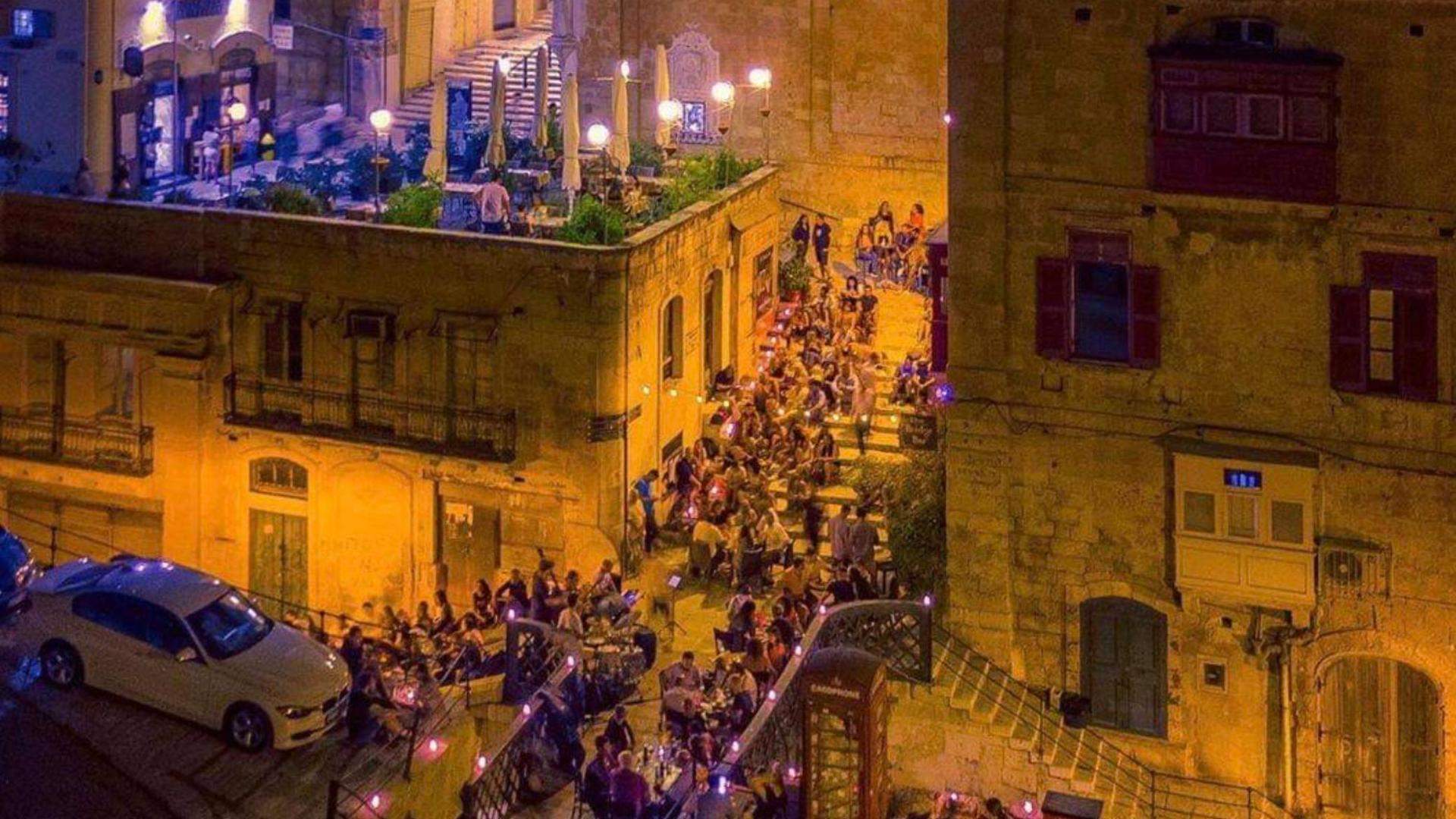 The Bridge Bar, Il-Belt Valletta Review