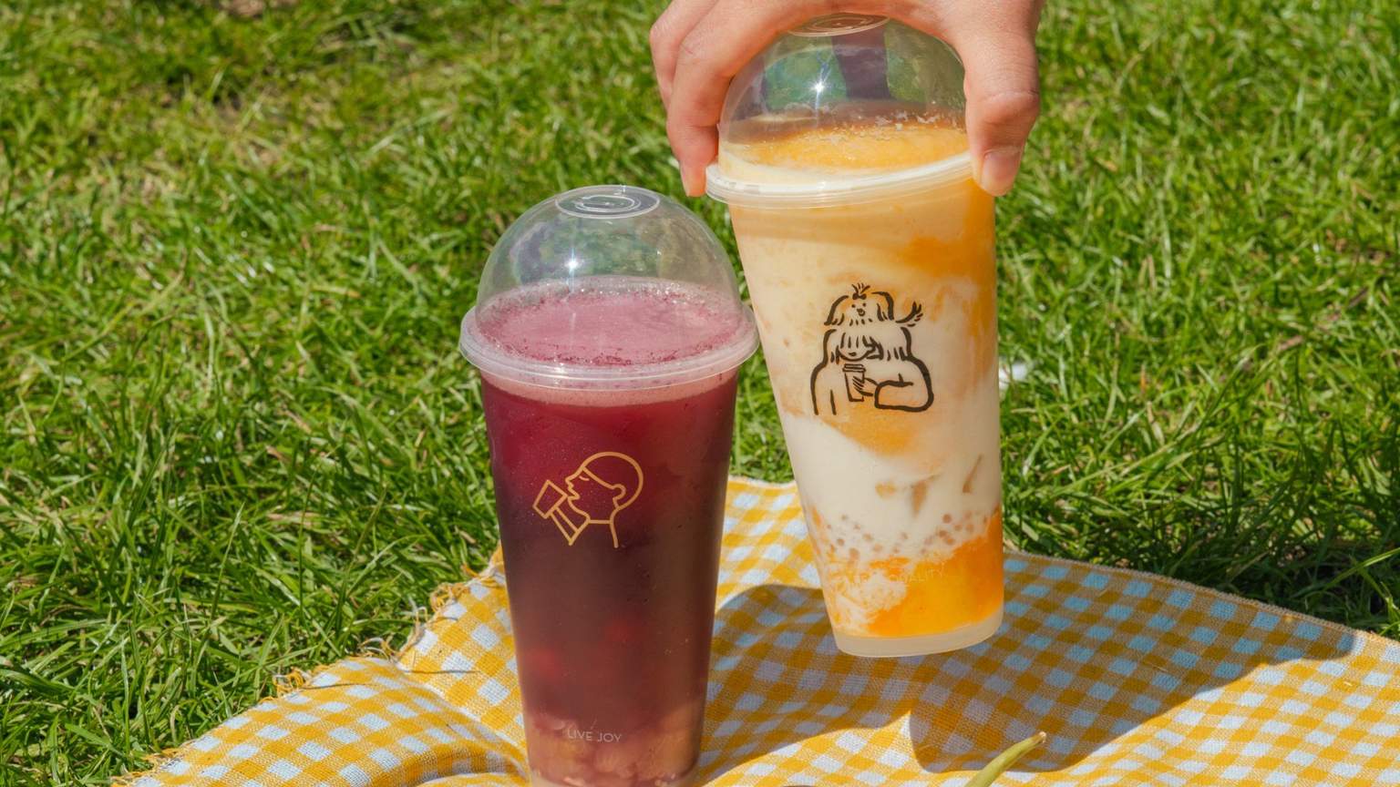 China's Globally Renowned Tea Brand HEYTEA Has Just Opened Its First ...