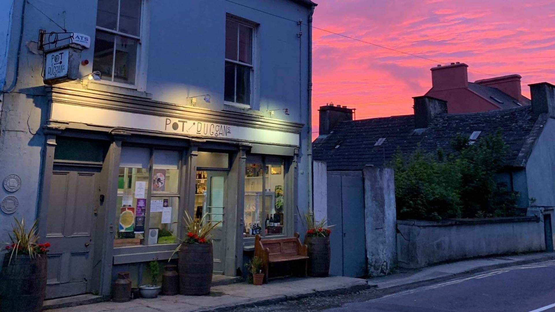 Pot Duggans, Ennistymon Review
