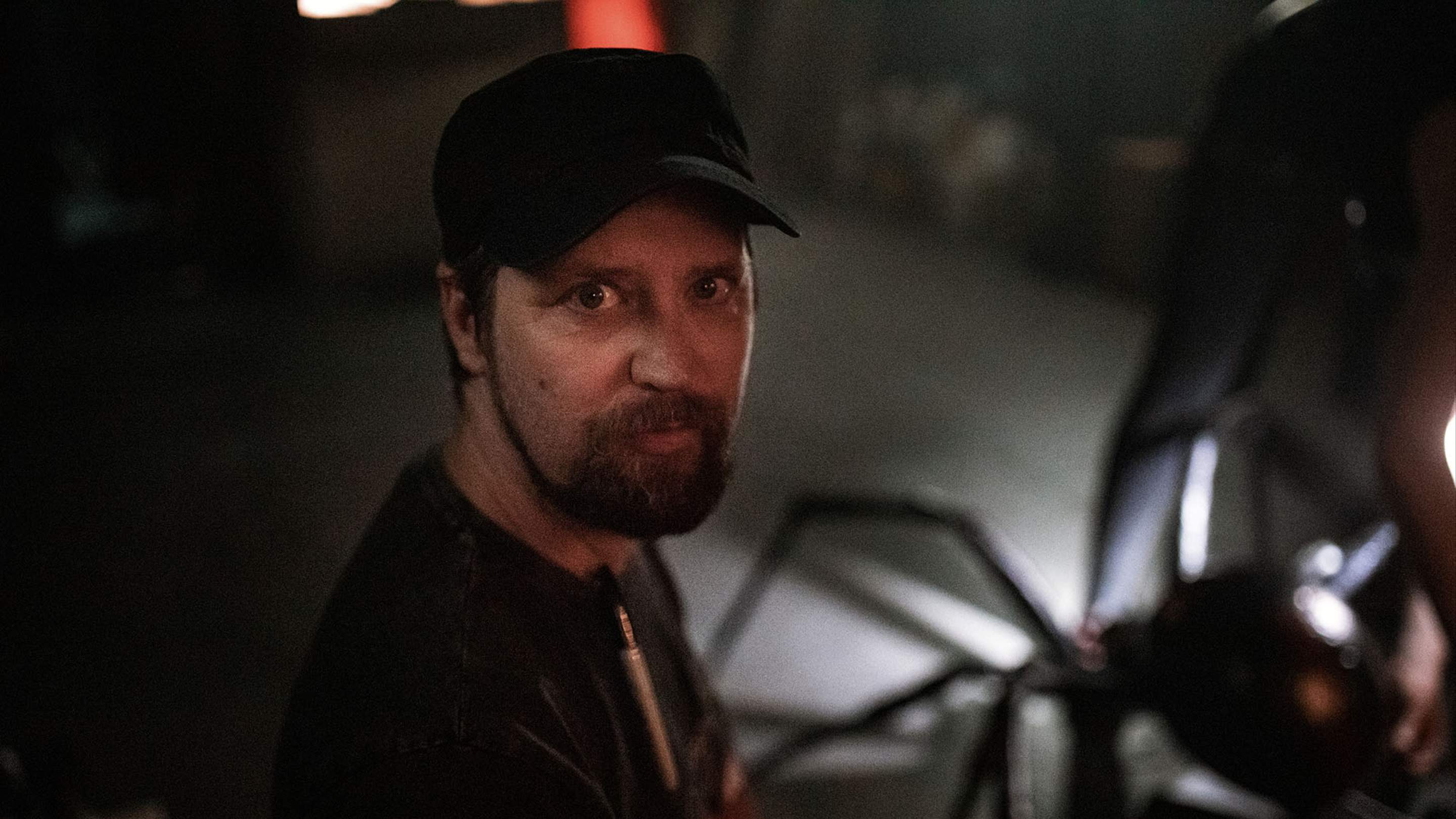 Tackling Your Own Arachnophobia by Making a Giant Spider Creature Feature: Kiah Roache-Turner ...