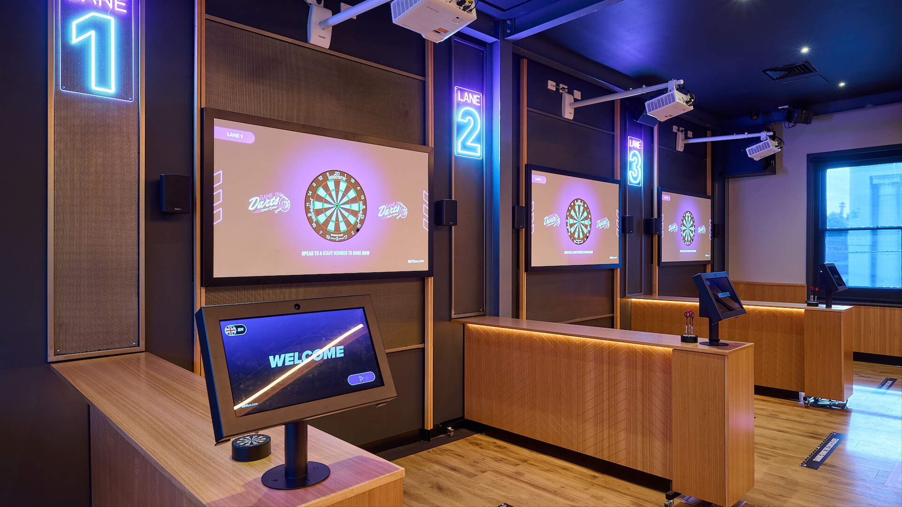 The Sporting Globe Richmond, Richmond Review