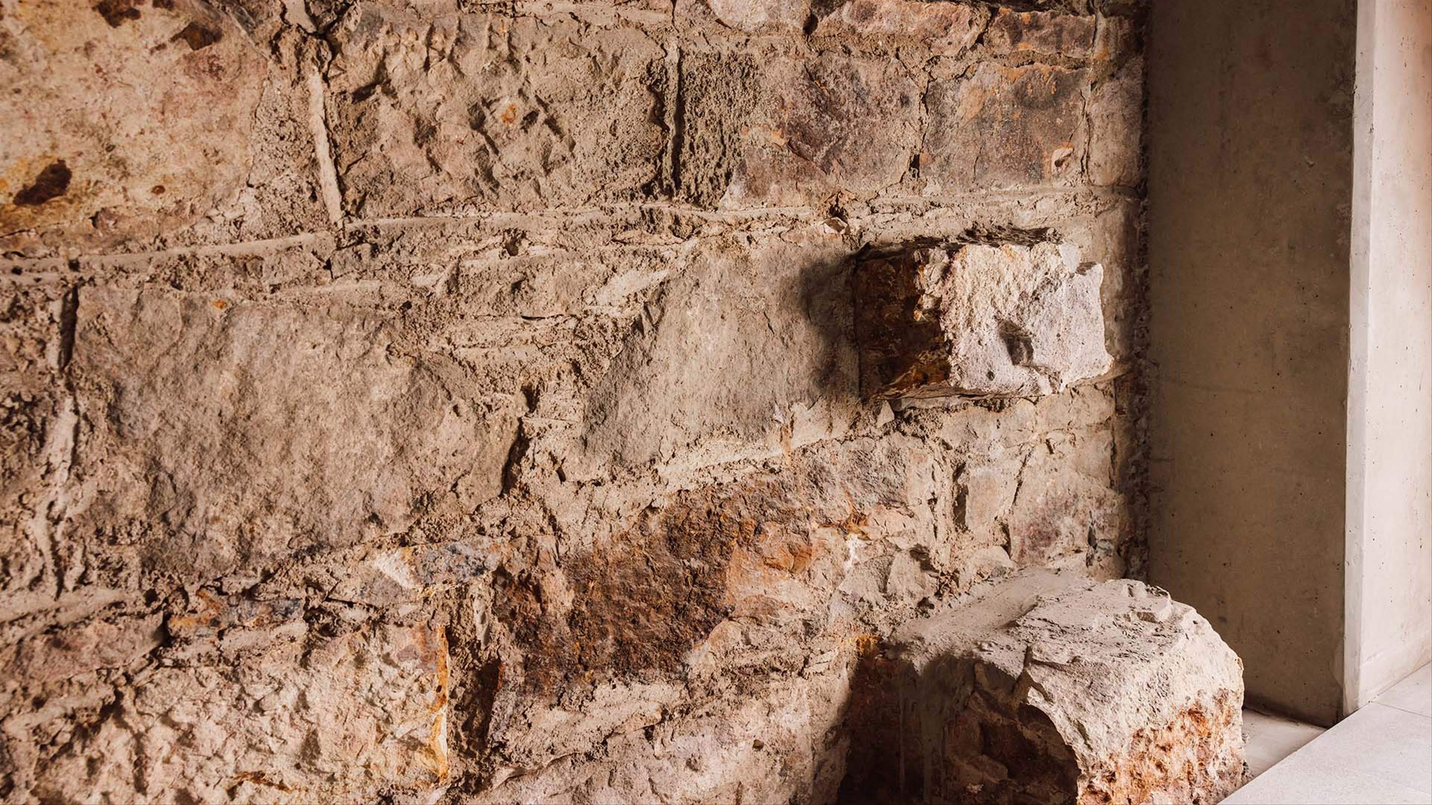 Coming Soon: Central Is Queen Street's New Subterranean Dumpling Bar ...