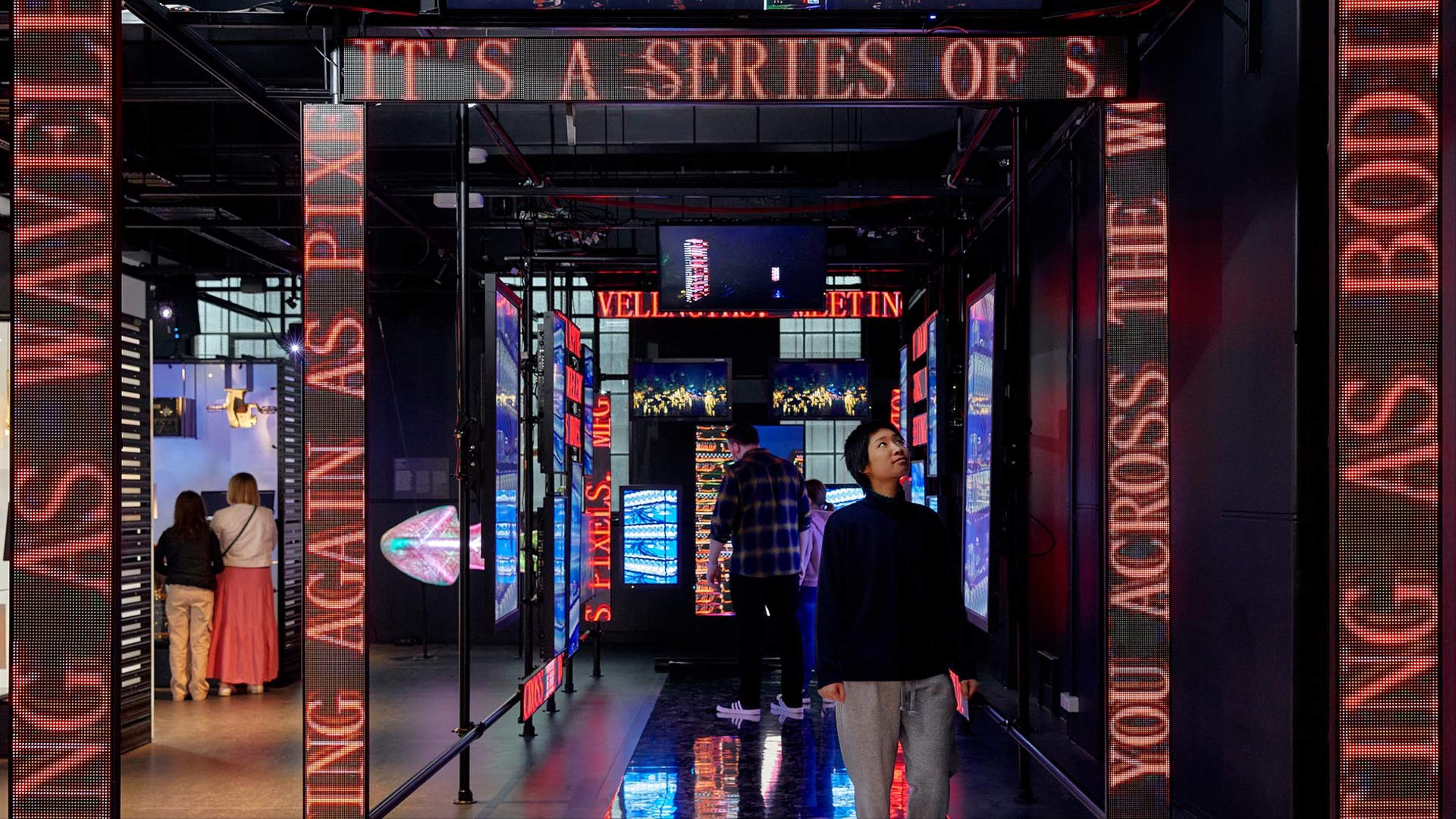 From Rotary Phones to MSN Messenger, Australia's Newest Museum ...