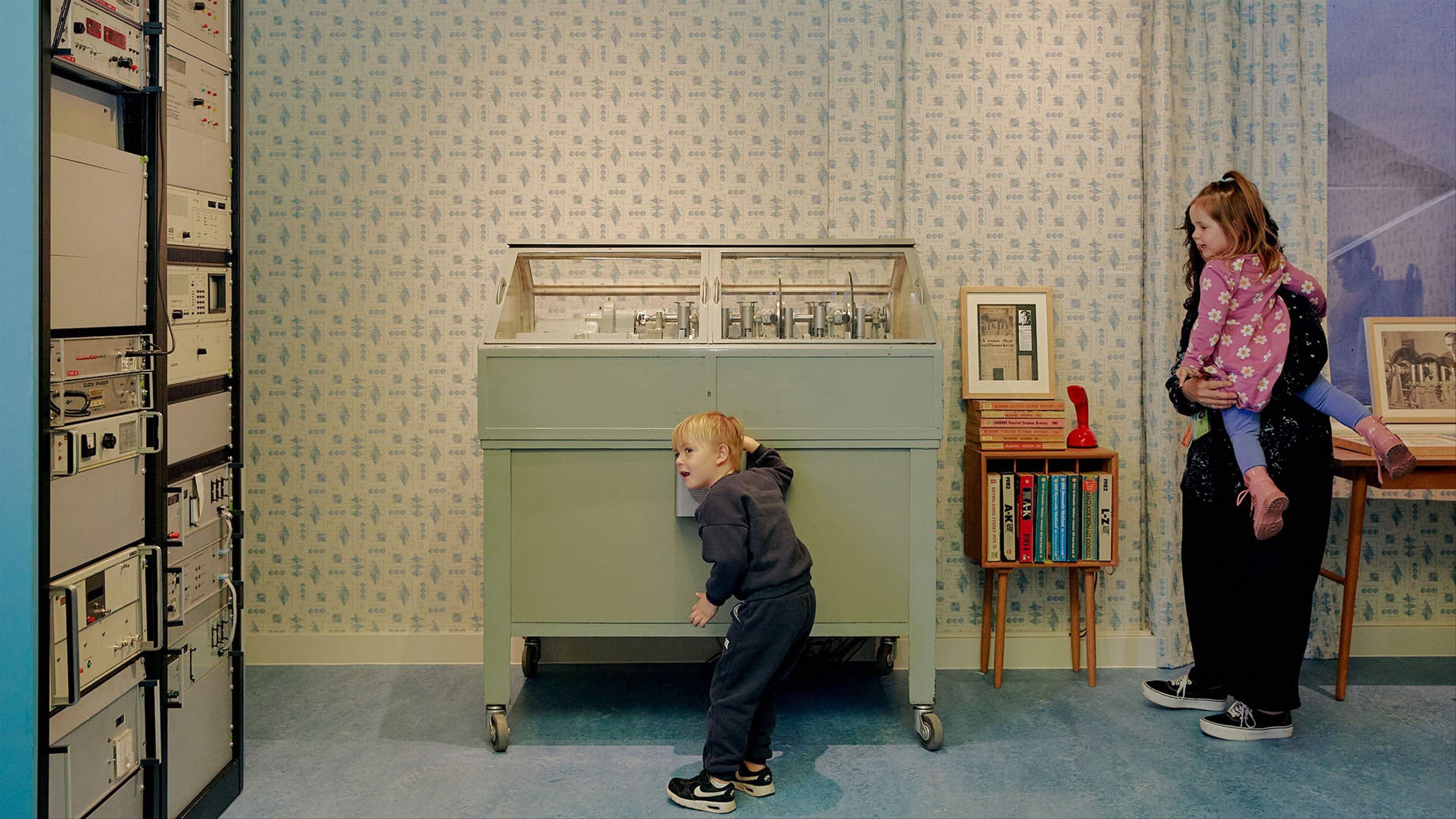 From Rotary Phones to MSN Messenger, Australia's Newest Museum ...