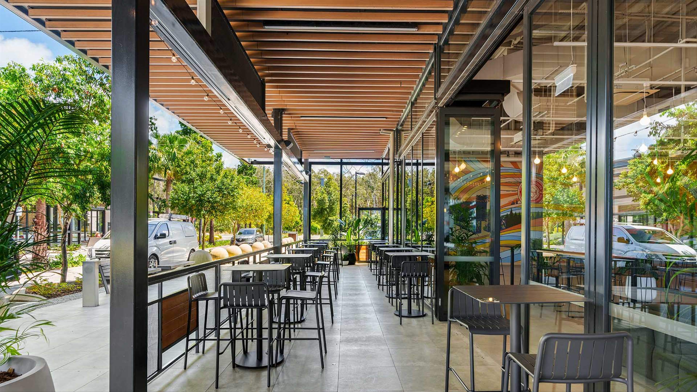 Slipstream Brewing Social House, Birtinya Review