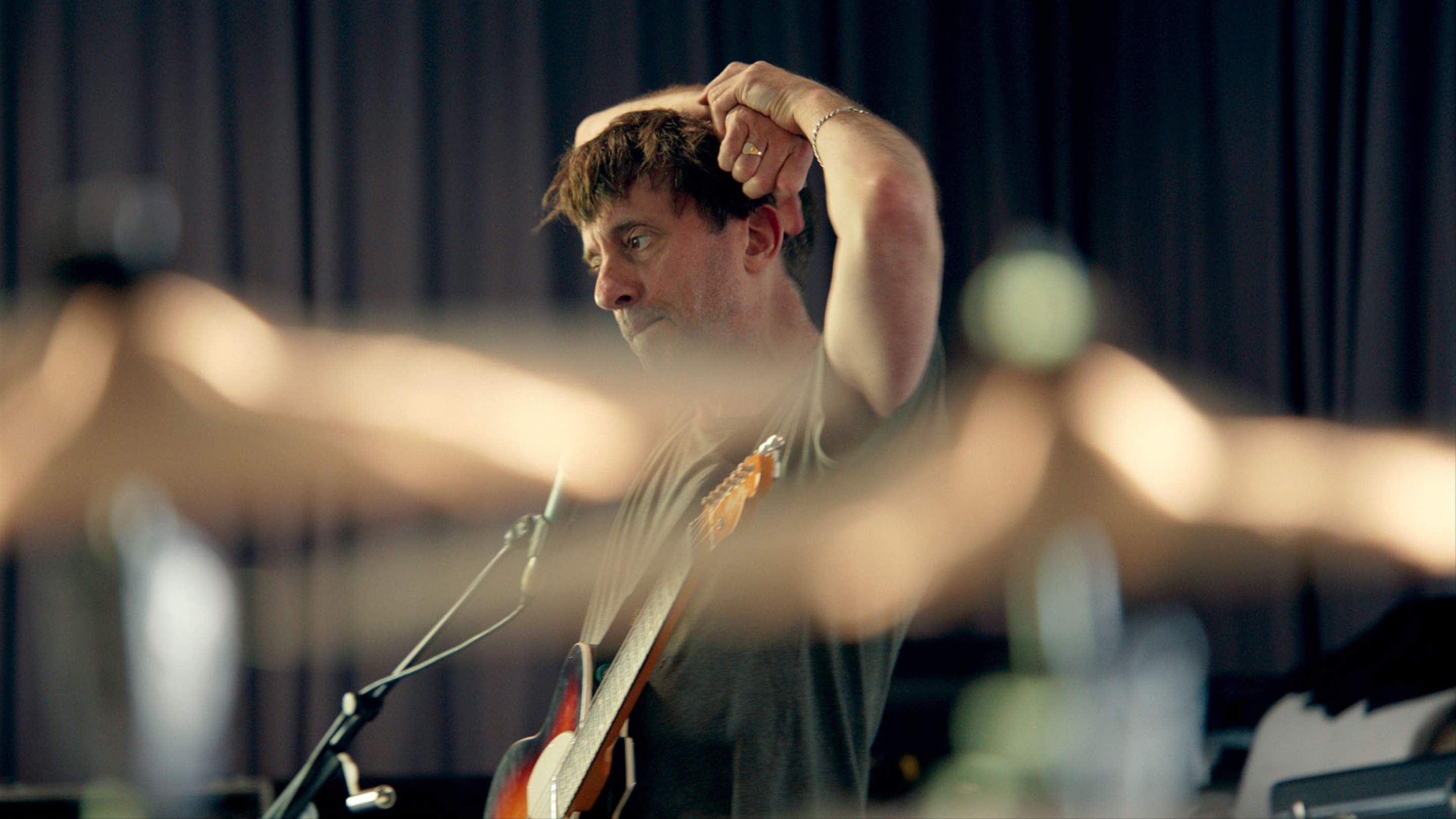 Blur on Film: How Toby L Made Both a Documentary and a Concert Movie ...
