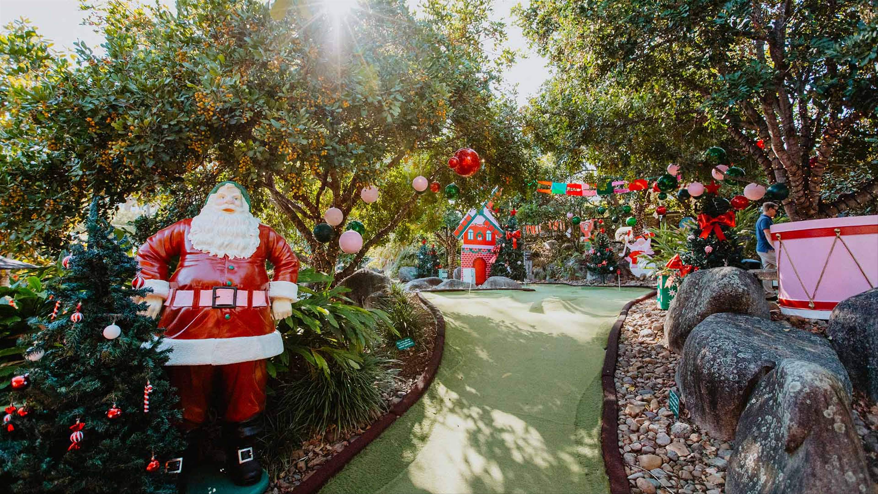 It's Time to Celebrate Christmas with Mini Golf: Victoria Park's ...