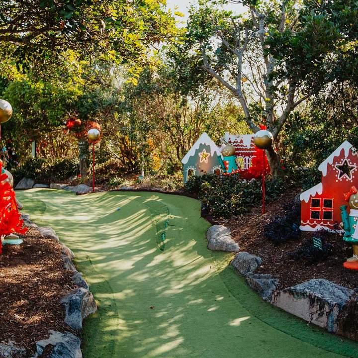 It's Time to Celebrate Christmas with Mini Golf: Victoria Park's ...