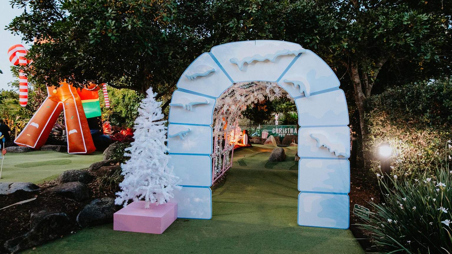 It's Time to Celebrate Christmas with Mini Golf: Victoria Park's ...