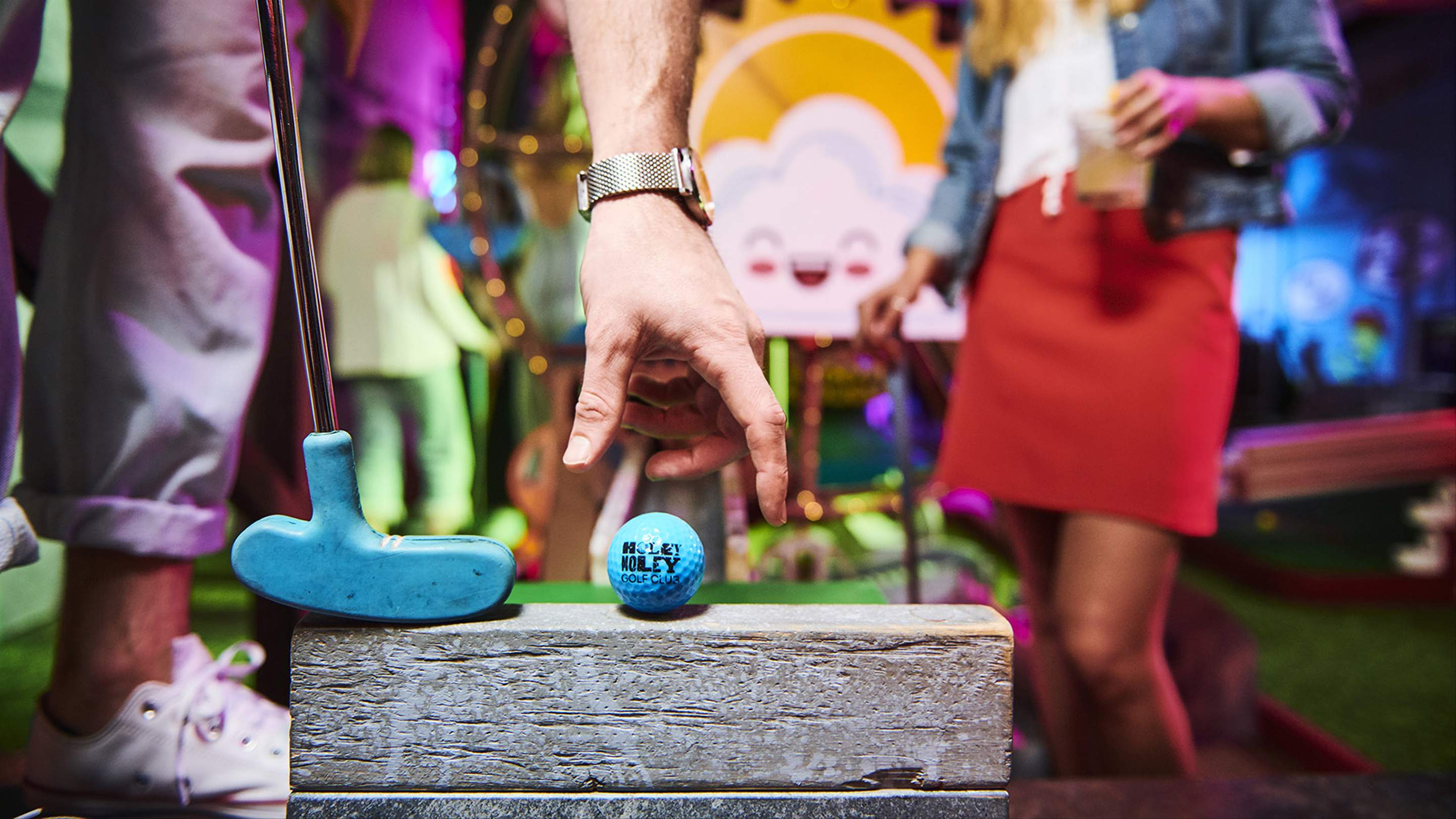 You and Your Mates You Could Tap, Tap, Tap Your Way to $20,000 in Holey ...