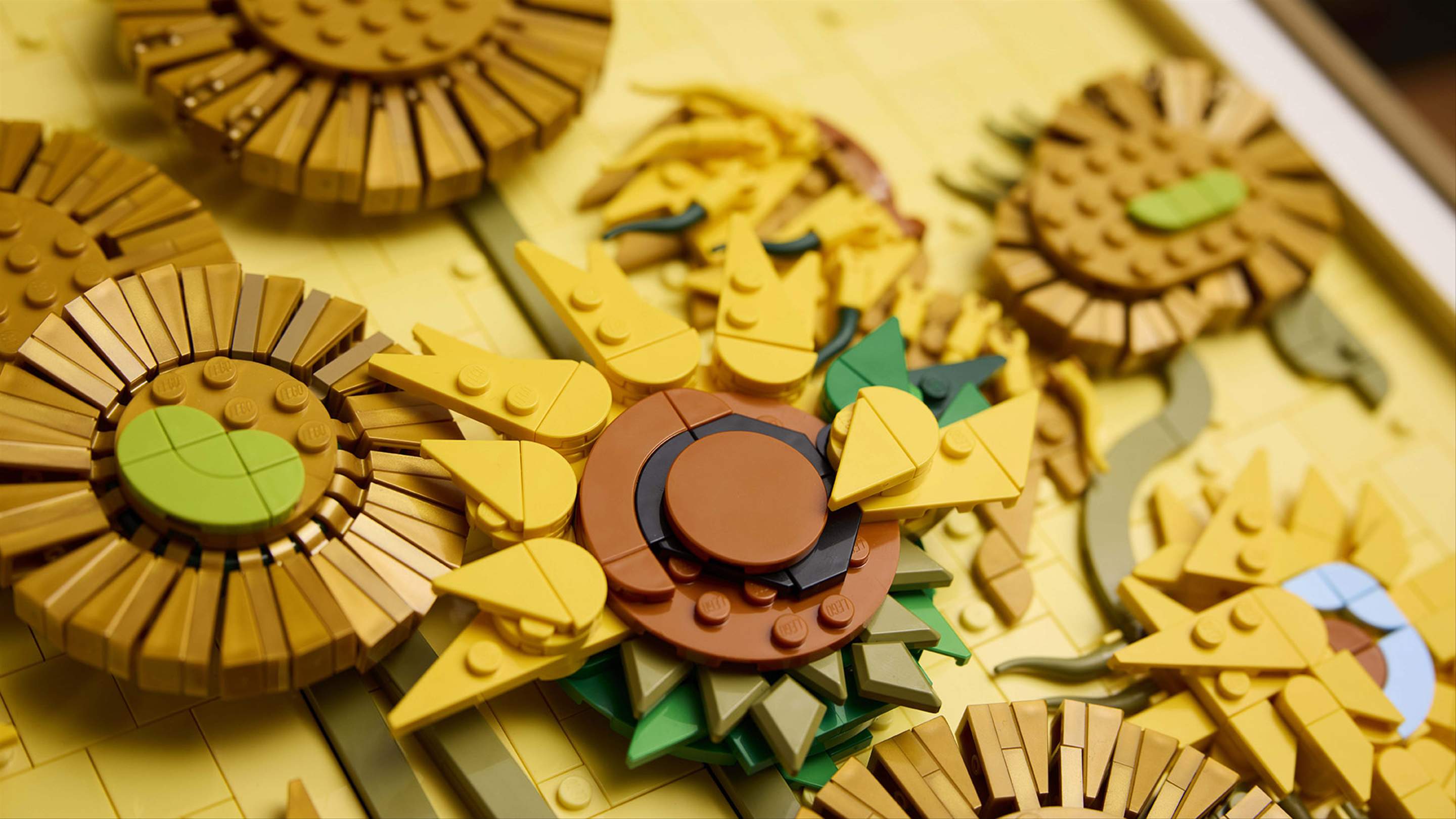 You Can Hang Van Gogh's 'Sunflowers' on Your Wall at Home — After You ...