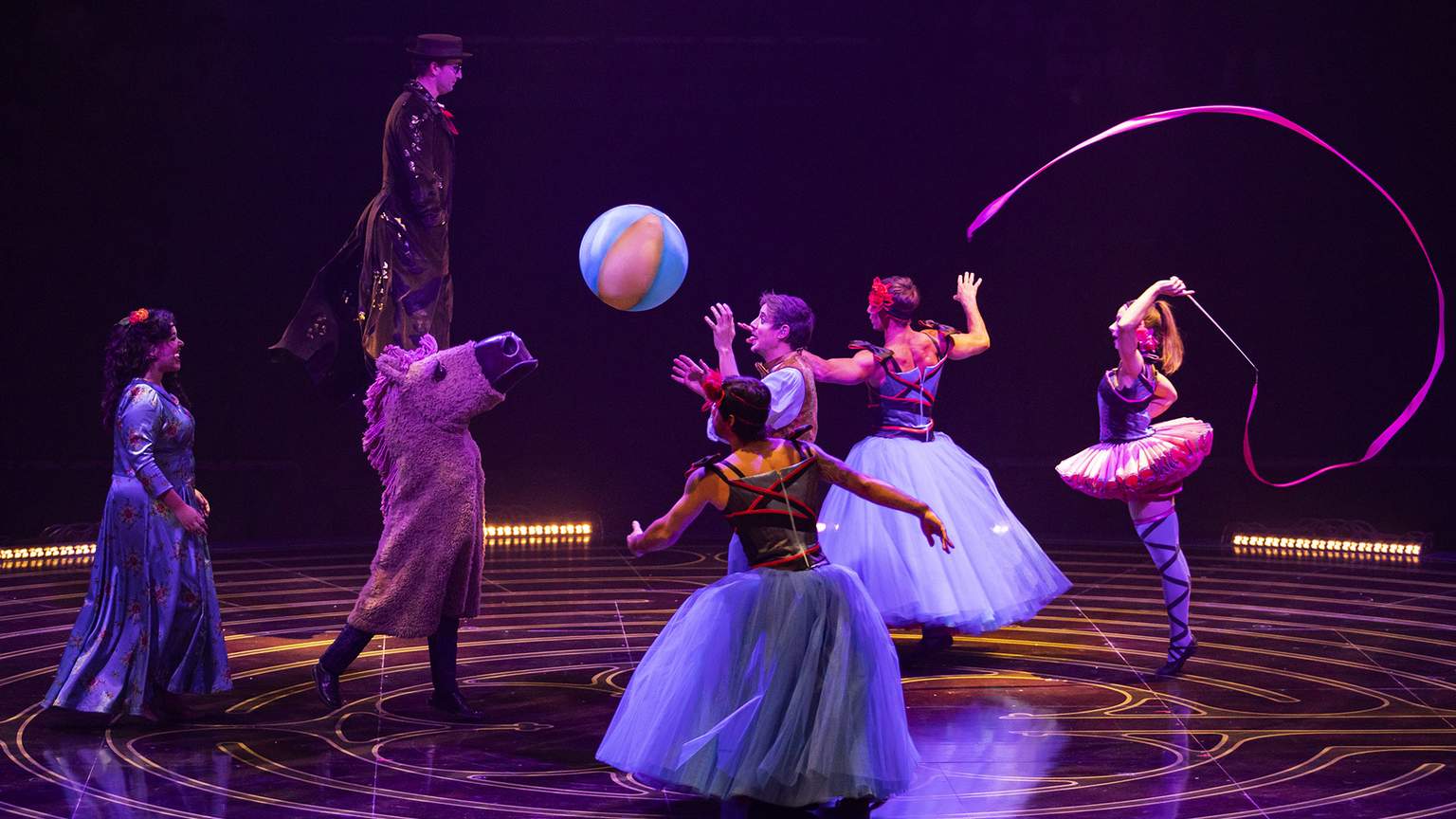 'Corteo' Is the Next Dazzling Cirque du Soleil Hit That's Bringing Its ...