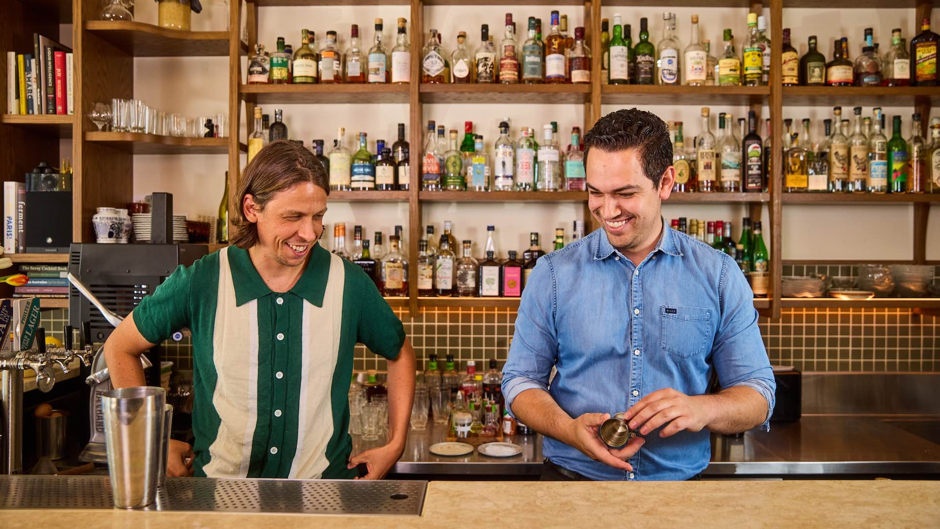 Bar Bellamy, Carlton Review