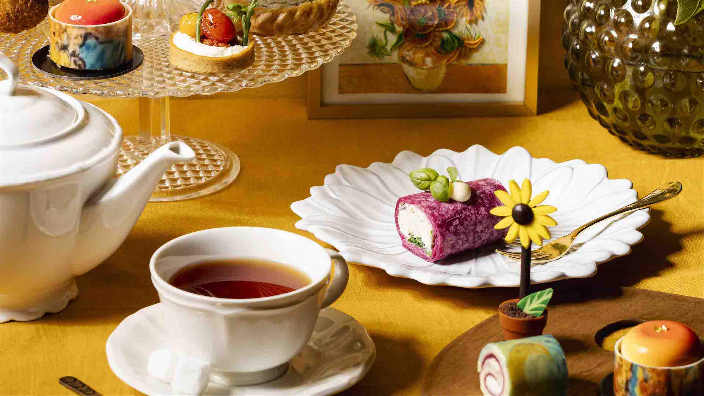 Van Gogh High Tea - Concrete Playground