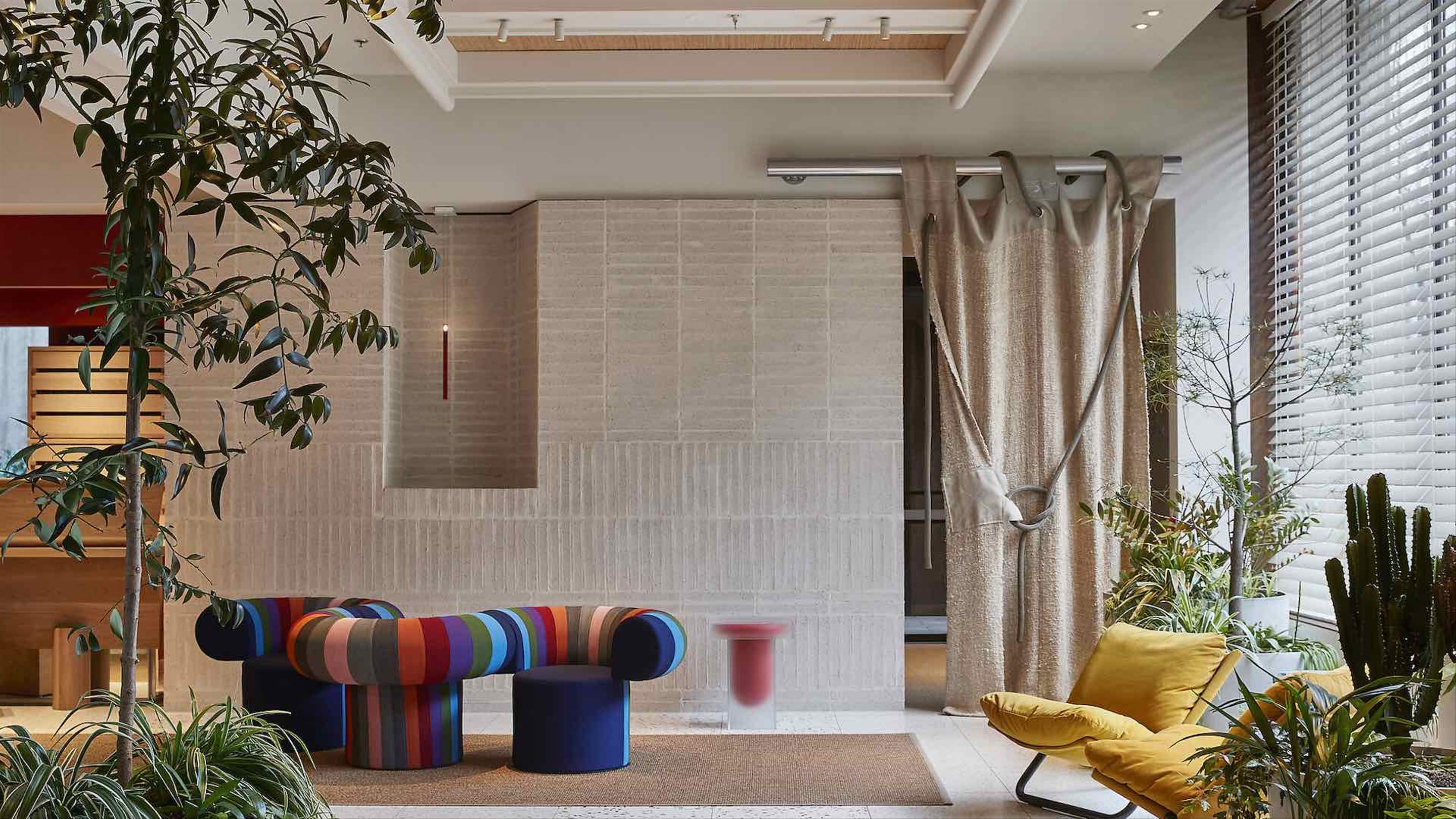 From Dreamy Dining Rooms to Moody Basement Bars, Nearly 200 Venues Have ...