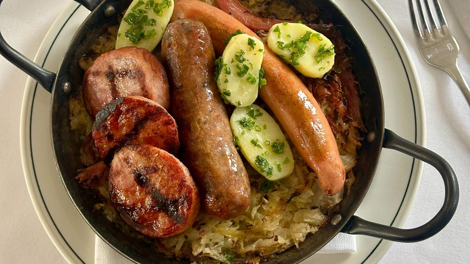 The Annual Sausage Festival at the Builders Arms Hotel - Concrete ...