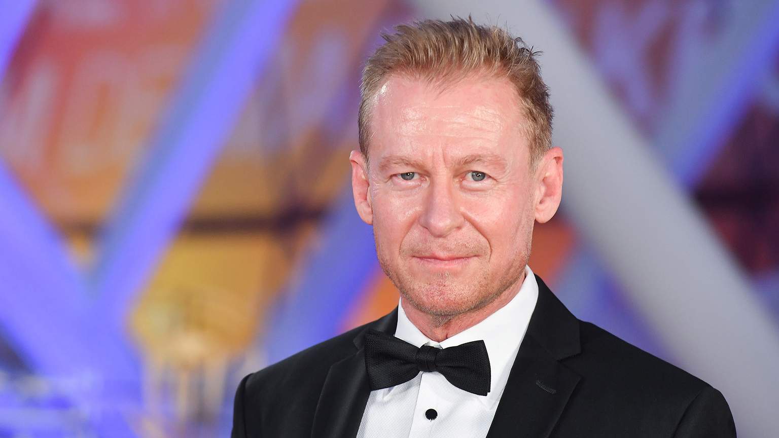 Why Richard Roxburgh Added Playing Another Real-Life Australian Figure ...