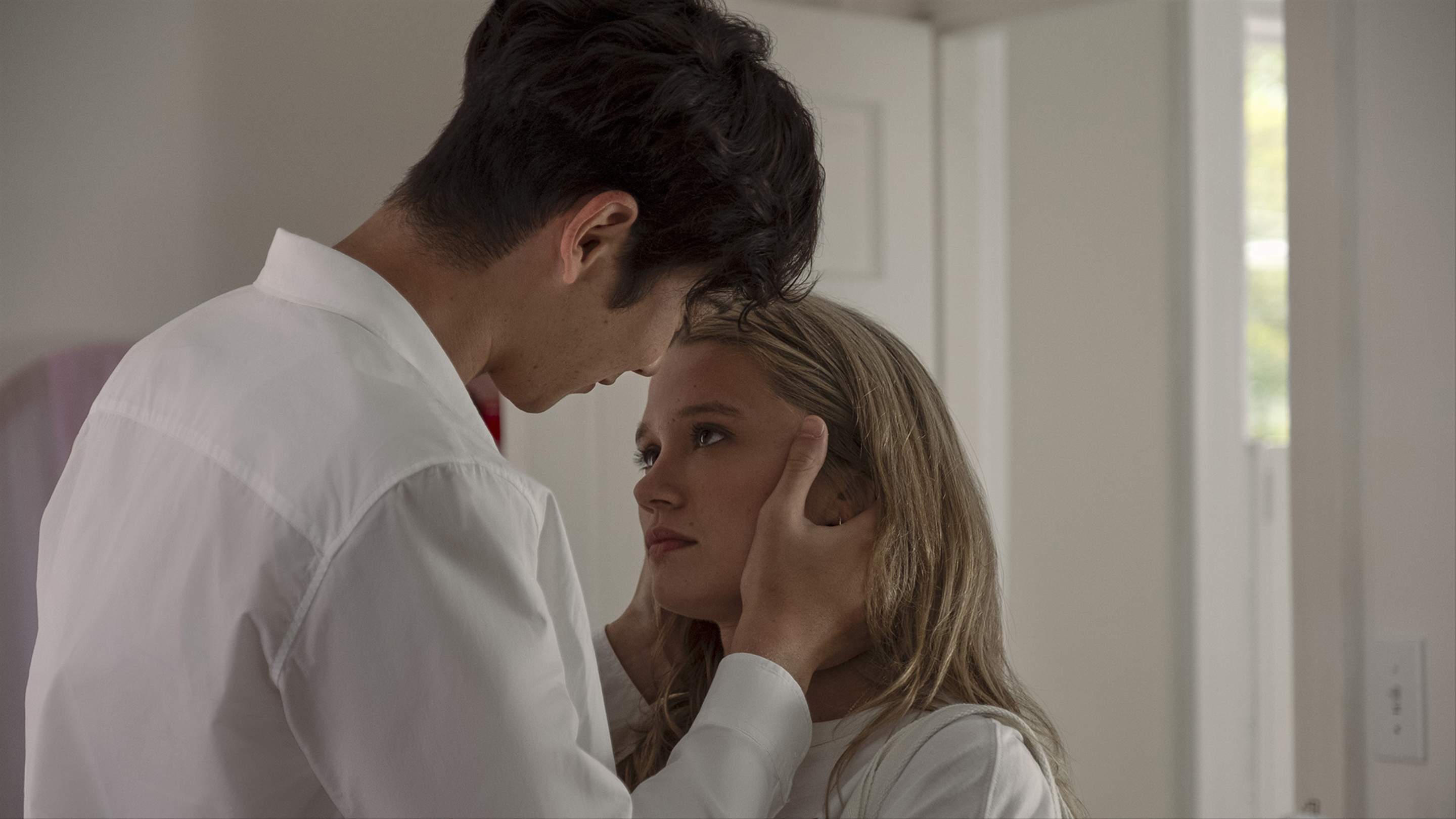 Valuing Young Women's Emotions in a Book-to-Screen Obsession: Lola Tung, Rain Spencer and Jenny ...