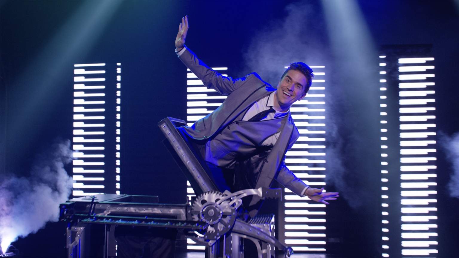 The Live 'Now You See Me' Stage Show Based on the Hit Movie Franchise ...