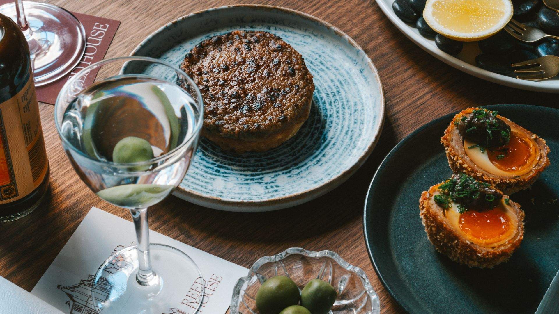 Reed House, Melbourne Review