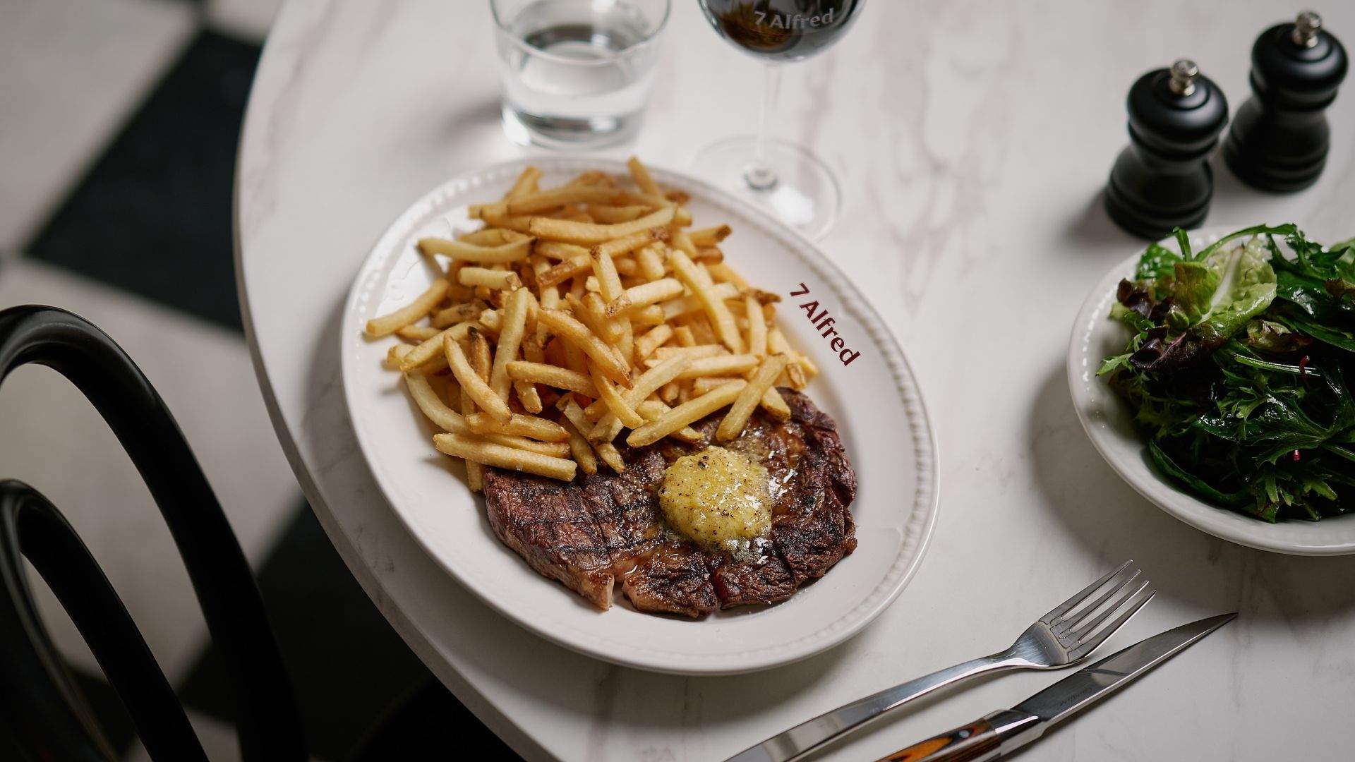 7 Alfred, Melbourne Review