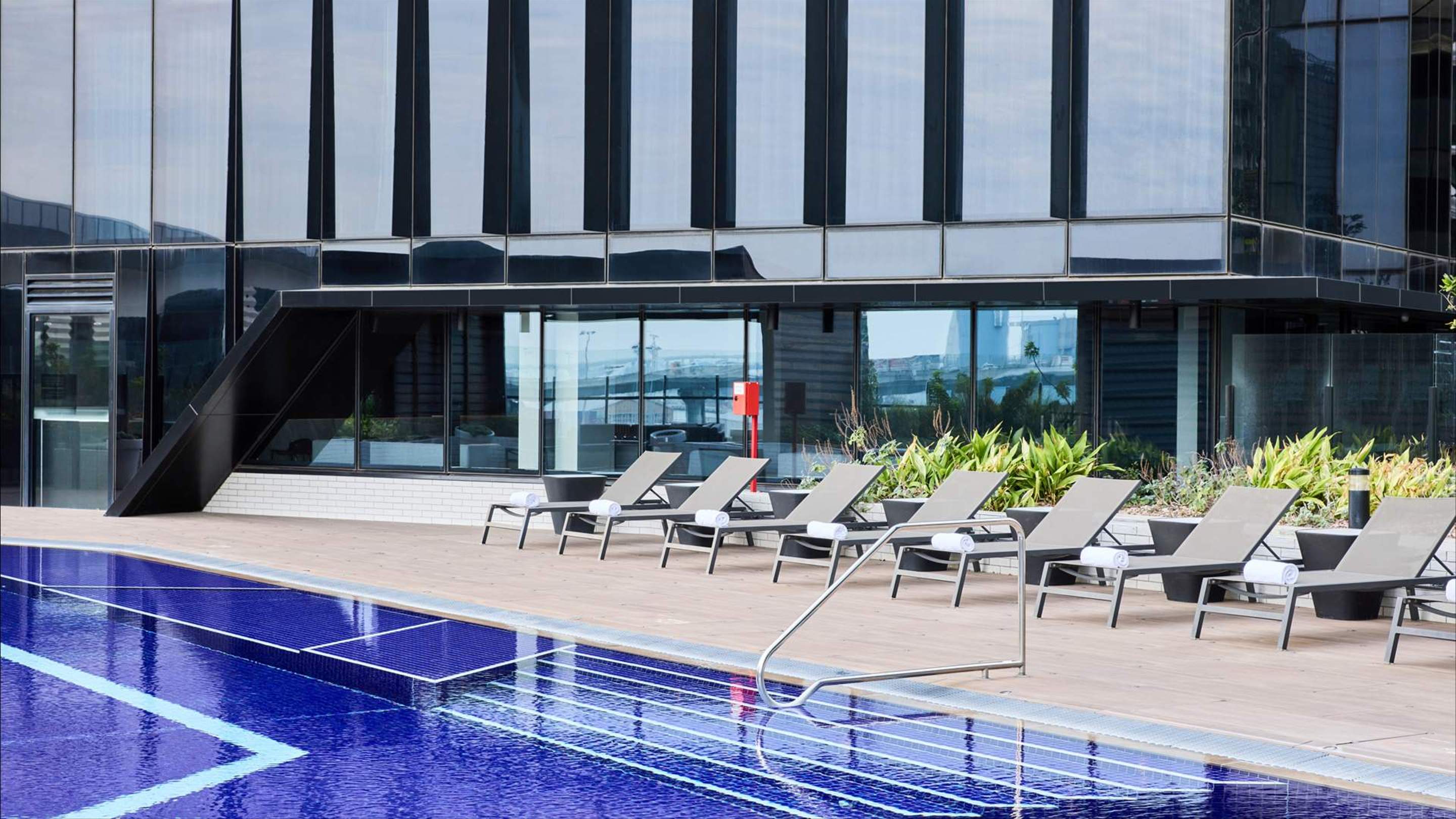 Day Pool Pass at Vibe Hotel Melbourne Docklands - Concrete Playground