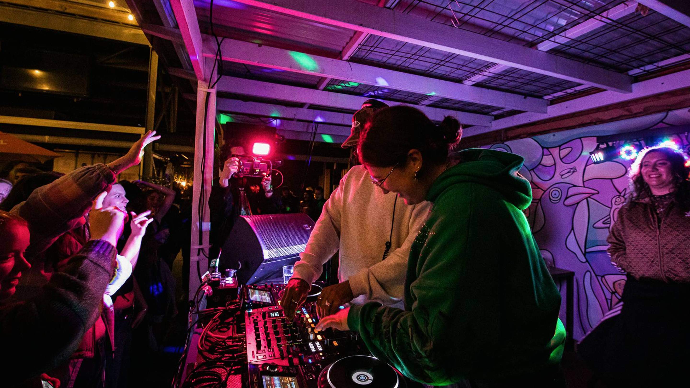 Where to Listen to Triple J’s Hottest 100 in 2026