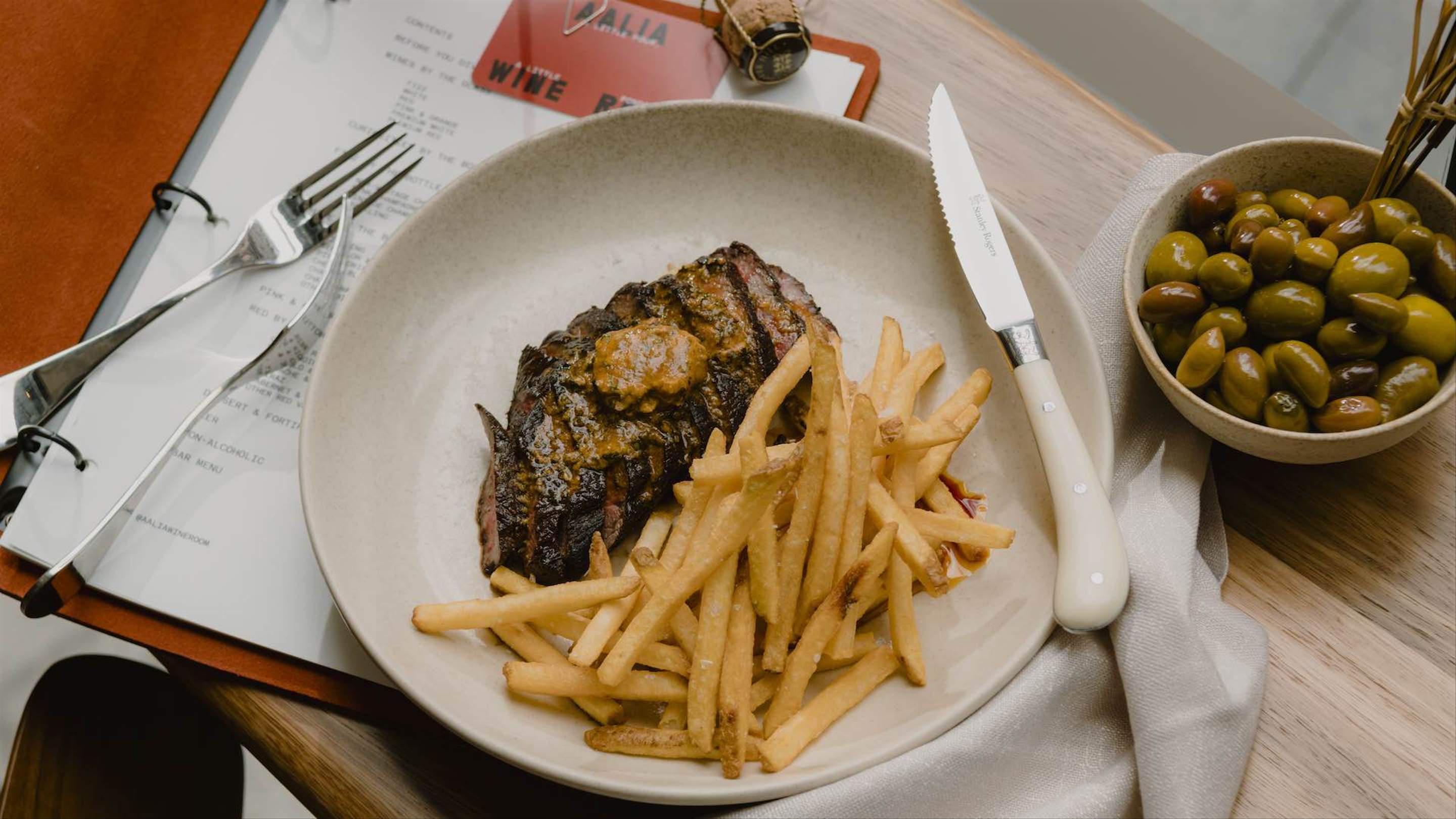 Aalia Wine Room, Sydney Review