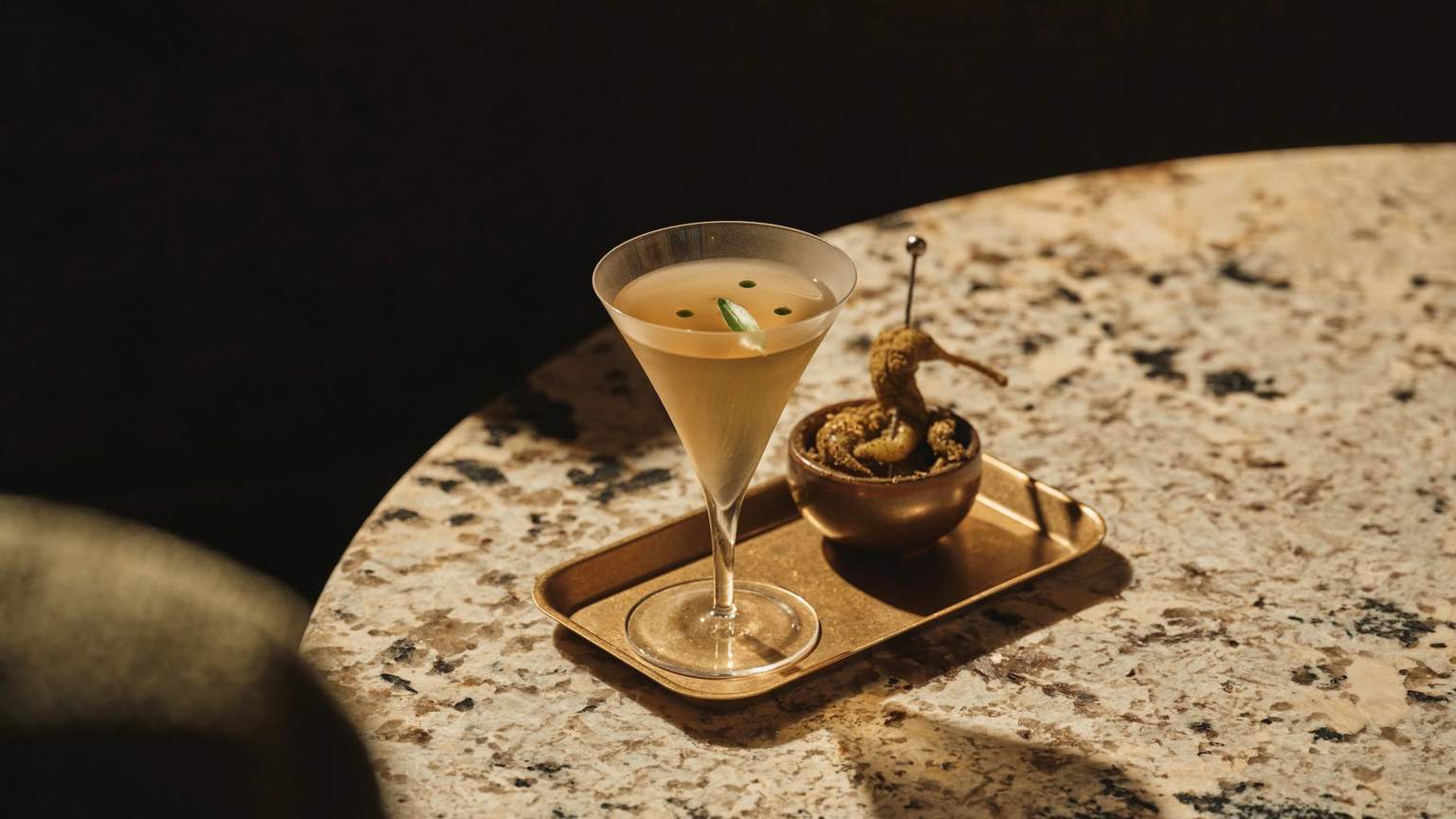 Sahtein, The Rocks Review