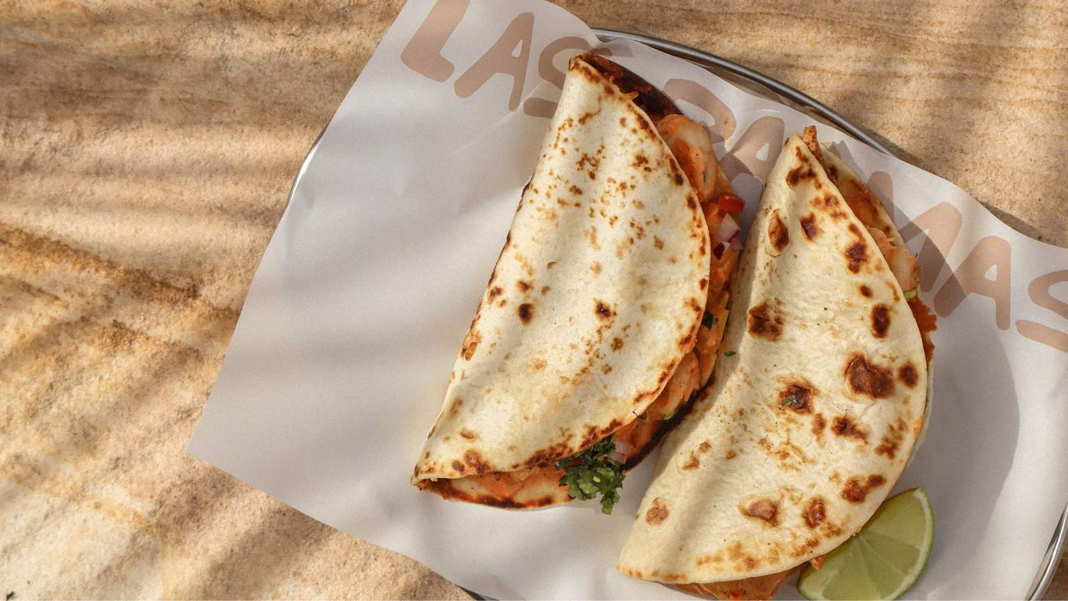 Las Palmas Manly, Manly Review